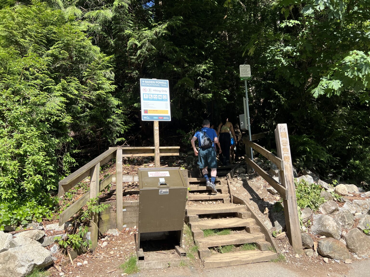 Quarry Rock Hike - Deep Cove BC